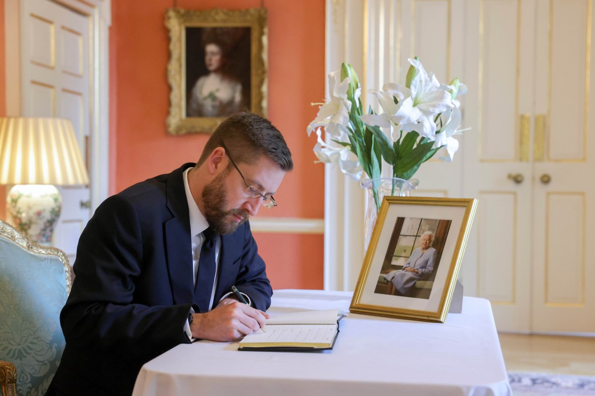 The civil service: what is its role? | The Constitution Unit Blog